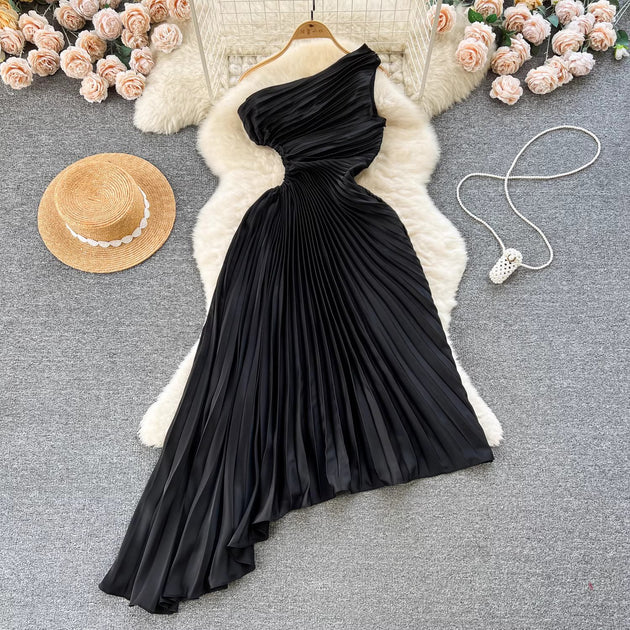 New Arrivals – All Pretty Girls